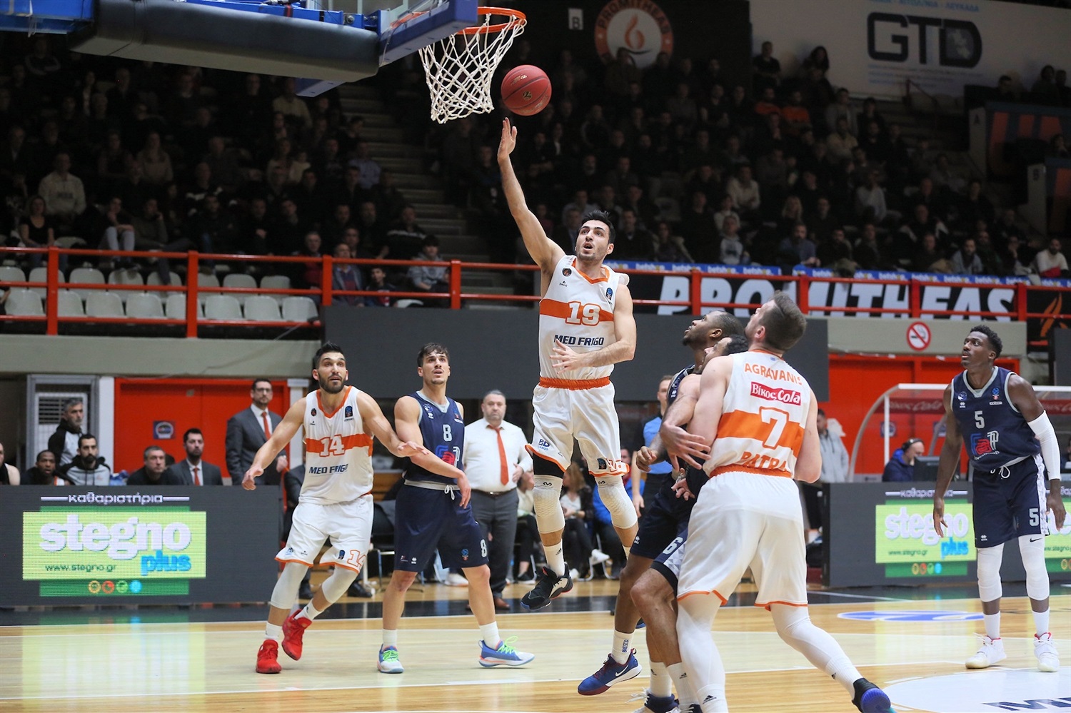 Promitheas fighting Peristeri for a spot in the Greek Cup's Final ...