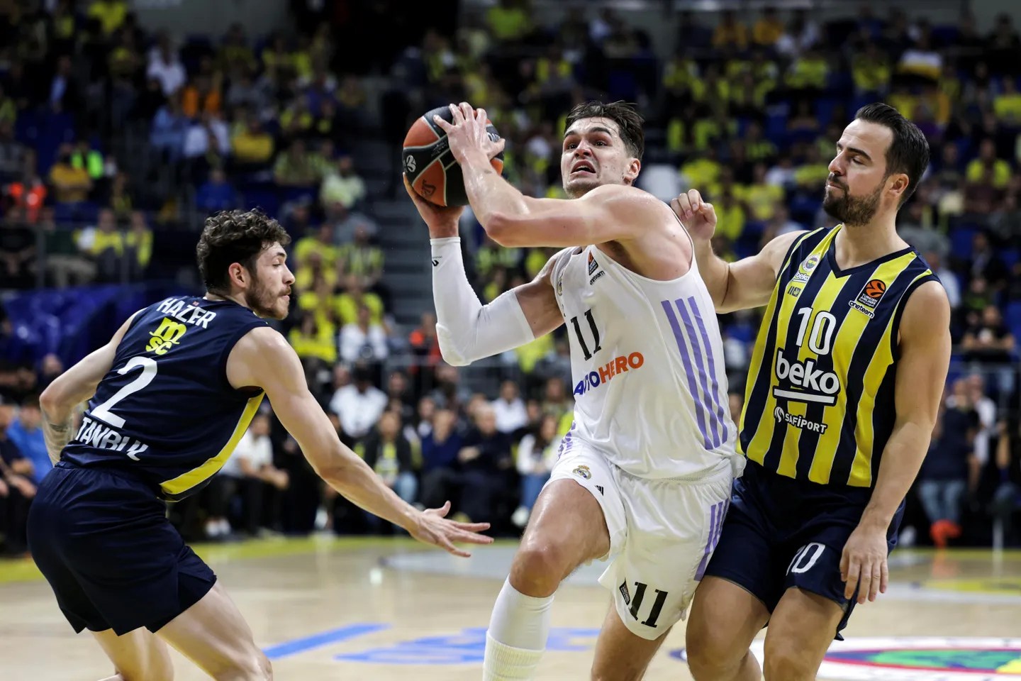 Real Madrid with the first chance against Fenerbahce - Brainbasketball