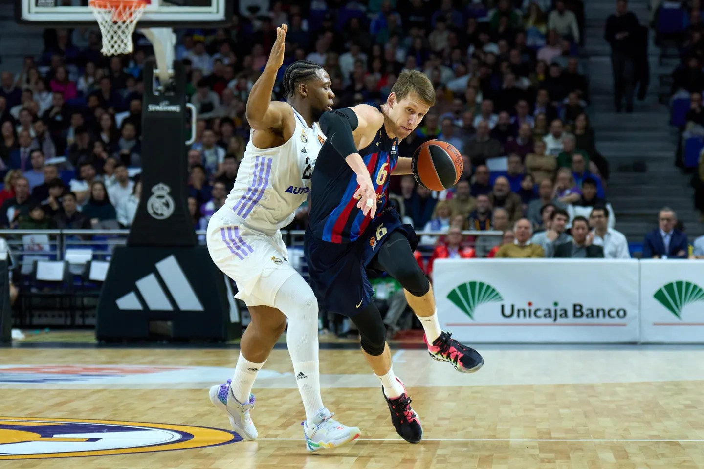 FC Barcelona dominated El Clasico - Brainbasketball